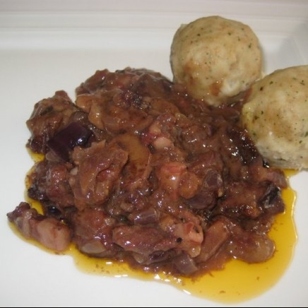 Govedina bourguignon (govedina na burgundski način)