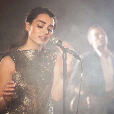 Lines and Colours i Sementa Rajhard izvode hit "Say something"