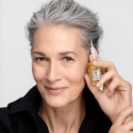 Novi Vichy serum za njegu kože u menopauzi