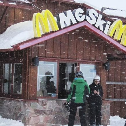 Znate li da postoji McSki - McDonalds u koji možete skijajući!
